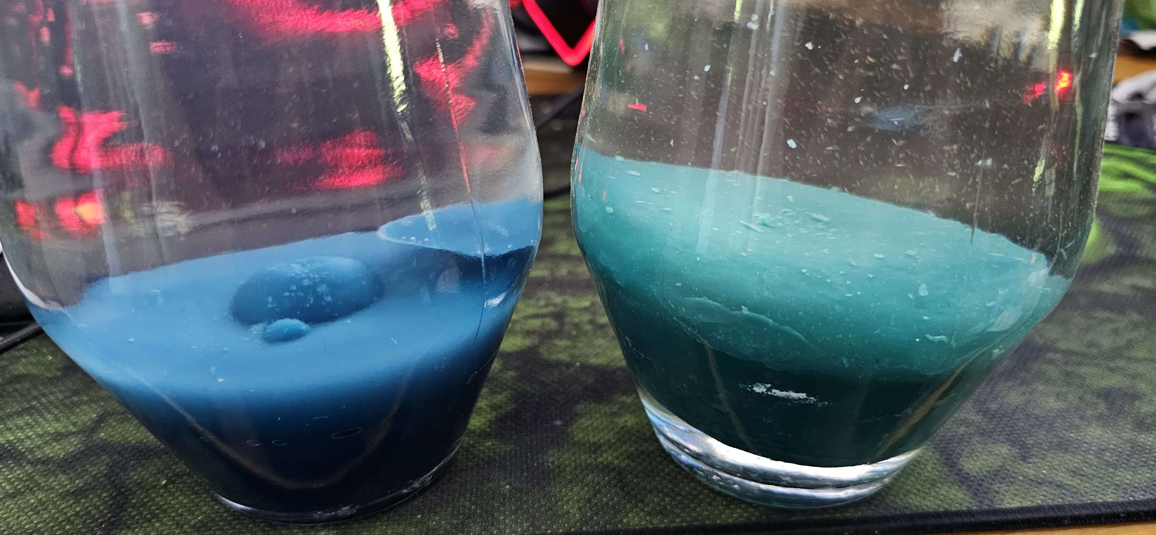 Color codes and lamp dating – The Lava Library